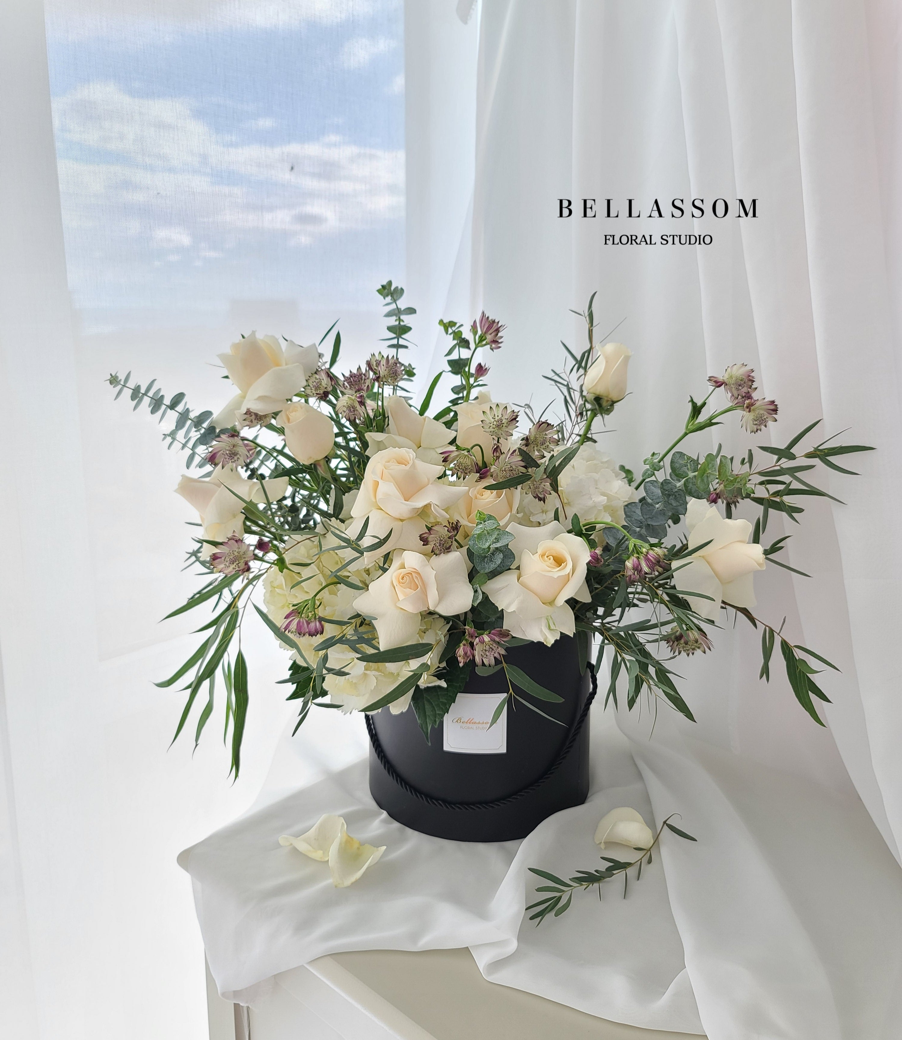 BLOOM BOX-floral arrangements – BELLASSOM FLORAL STUDIO